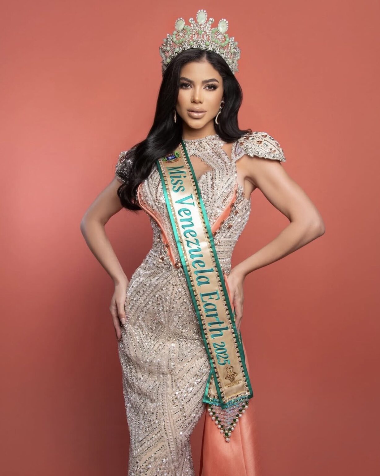 Roziel Borges representará a Venezuela en el Miss Earth 2025 | Eva's ...
